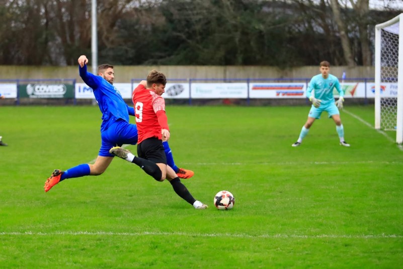 Baffin Milton Rovers 2–1 Fareham Town FC - Match Report - Fareham Town