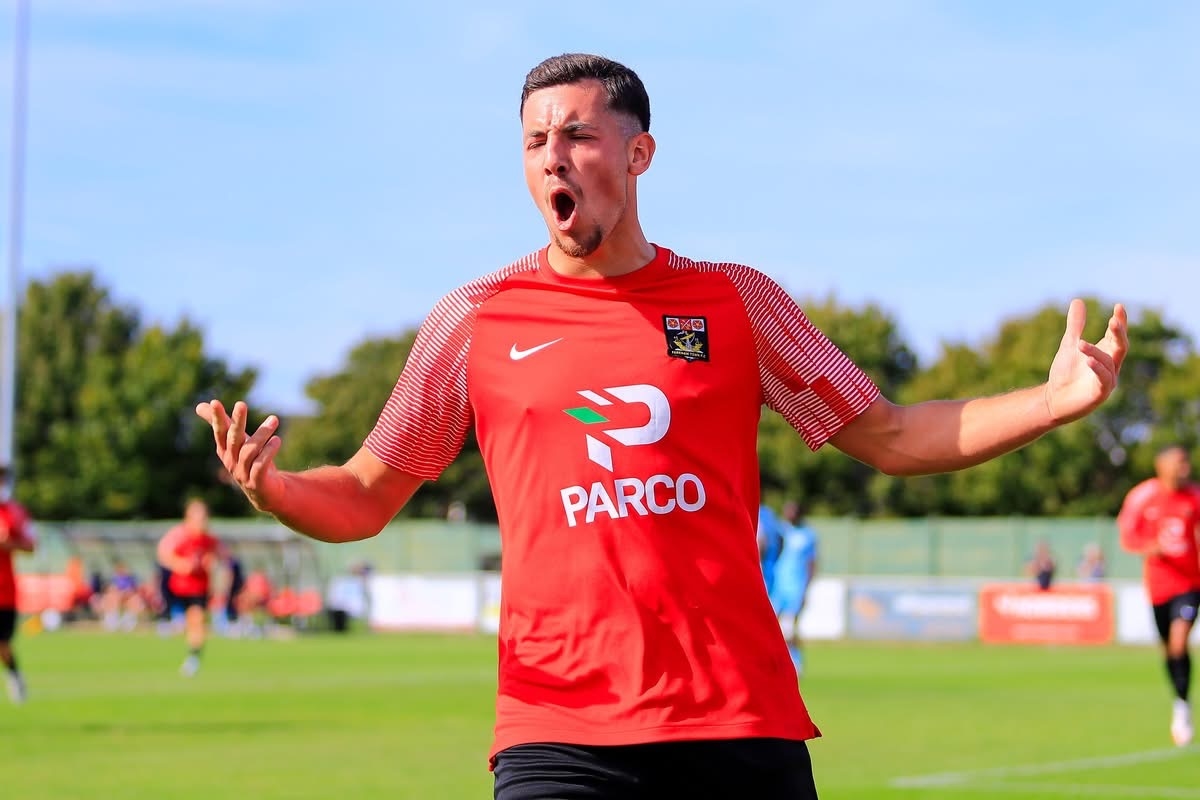 Fareham Town FC 4–1 Beaconsfield Town - Match Report - Fareham Town