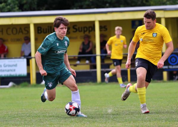 Hamble Club FC vs Westbury Utd - Westbury Utd | Westbury, Wiltshire
