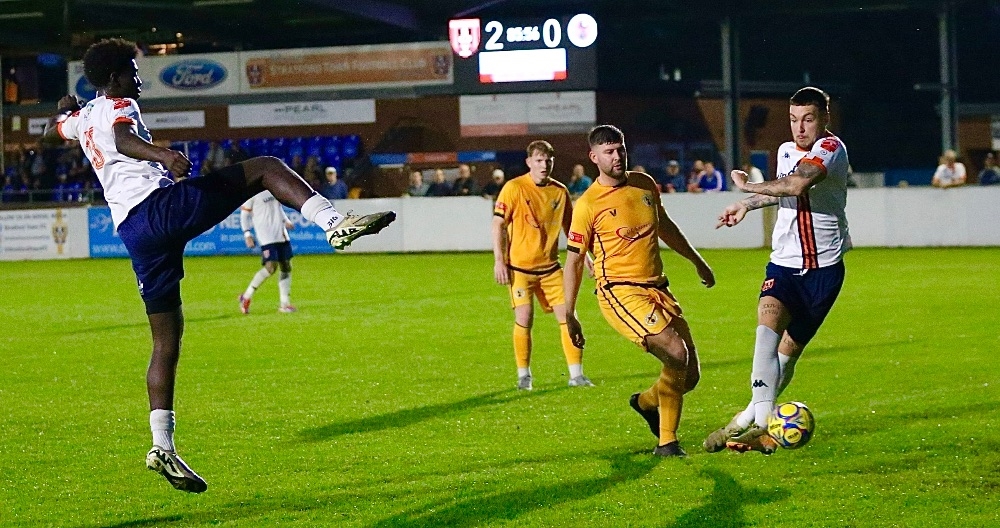 Stratford Town v Racing Club Warwick (PSF) - 29th July 2025 - photos by ...