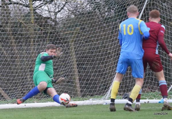 Borden Village FC vs Tenterden Town - 13 Jan 2024 (4-3 victory ...