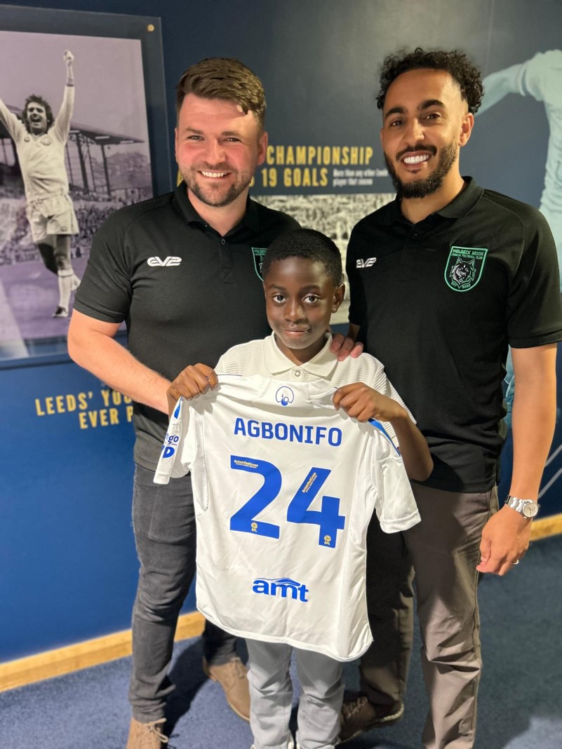 ISAAC SIGNS FOR LEEDS UNITED - Holbeck Moor JFC