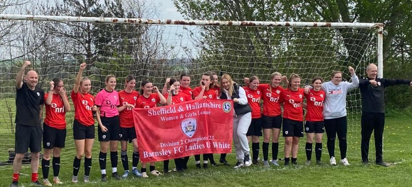 Under 18's win Division 2 Title - Barnsley FC Ladies