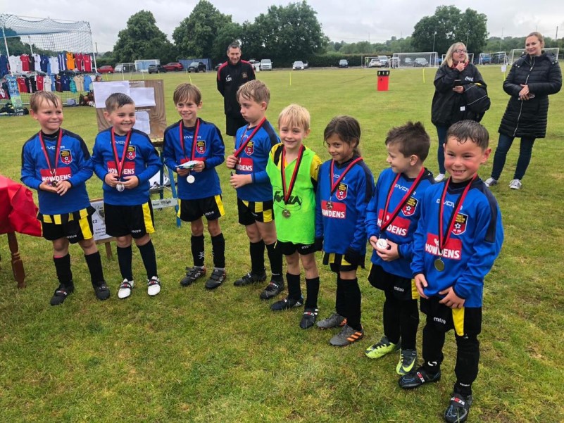 U7's almost win their 2nd Tournament at Alcester FC - Drakes Broughton ...