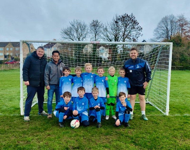 Under 8s playing carpet football - Broadway United Youth