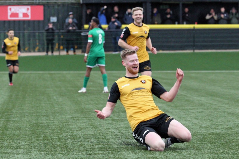 INTERVIEW: MOORE REVELLING IN POSITIVE VIBES - RUSHALL OLYMPIC FC