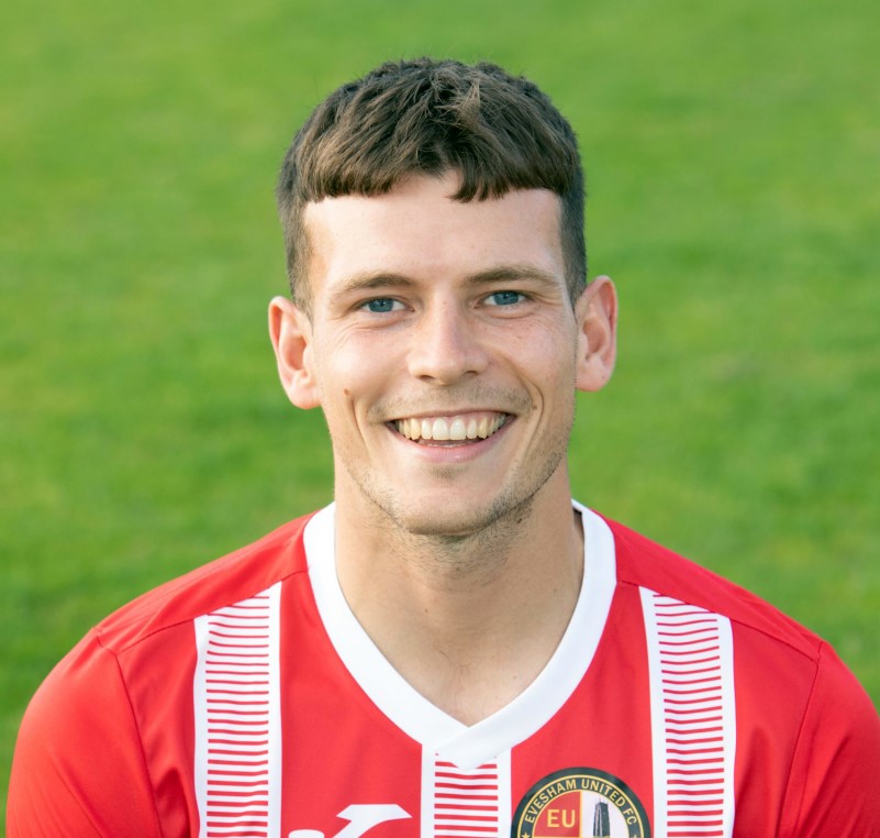 SIGNING: HORRELL BECOMES FIRST NEW ADDITION - Malvern Town FC