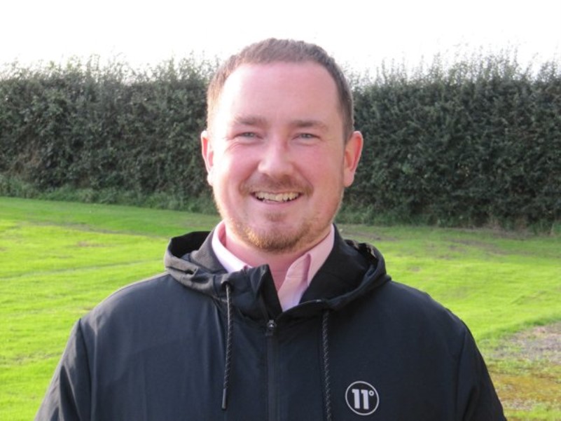INTRODUCING SIMON MOONEY - Garstang Football Club