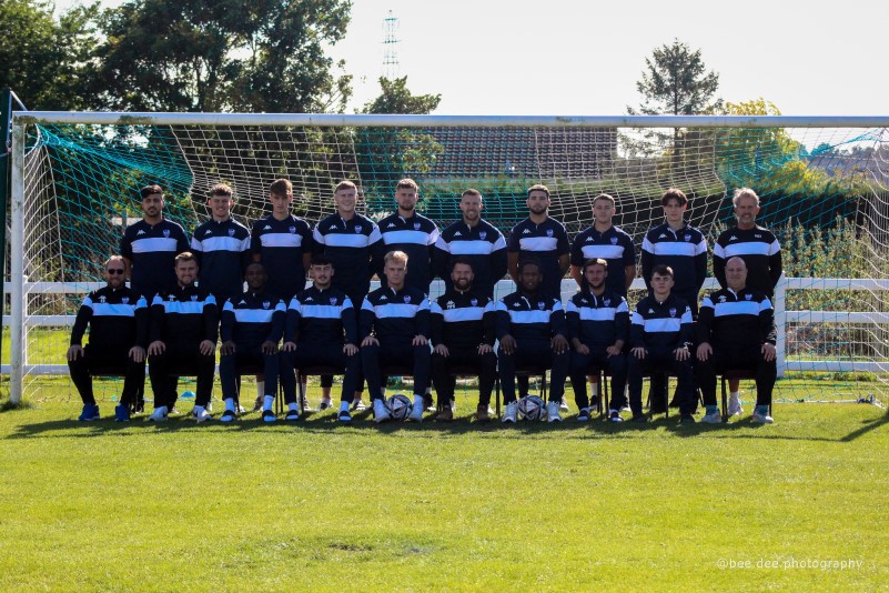 BRANTHAM ATHLETIC FC - TEAM PHOTO - BRANTHAM ATHLETIC