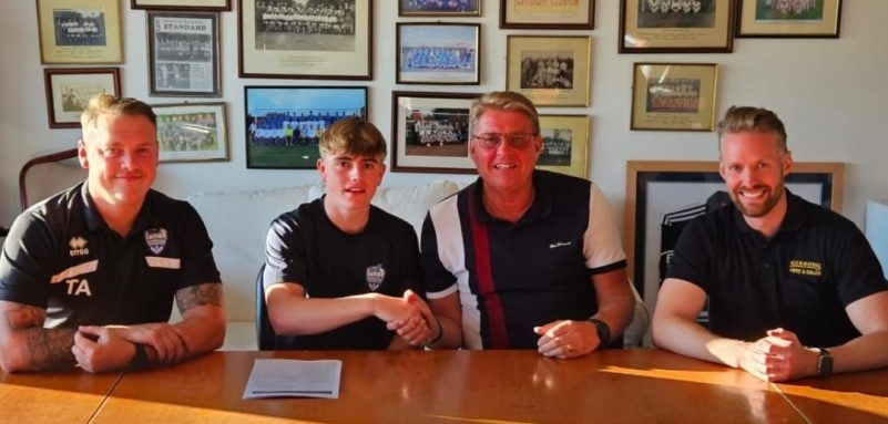 BRANTHAM SIGN YOUNGSTER MORELY-ROBERTSON - BRANTHAM ATHLETIC