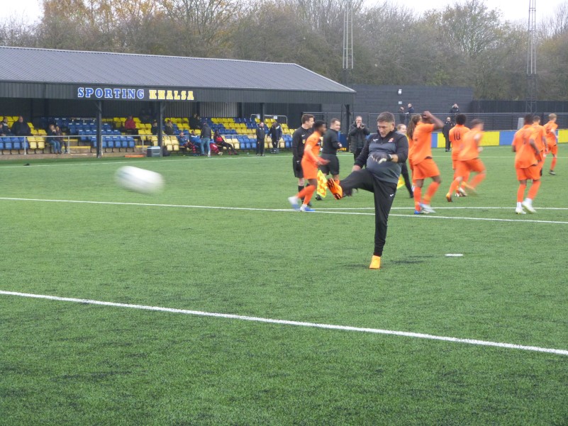 Robins Announce Clarke Departure - DUDLEY TOWN FC