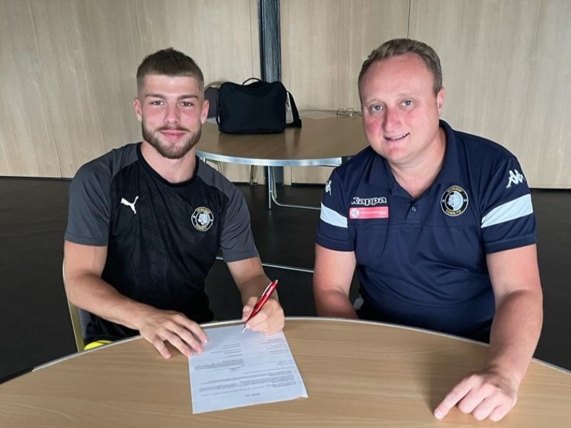 Luke Hall signs two-year deal - Worksop Town FC
