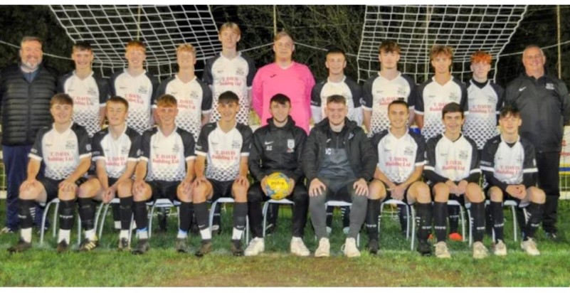 Under 18s make Semi Final - Calne Town Football Club