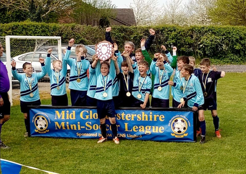 Join our under 11s football team - Leonard Stanley Football Club