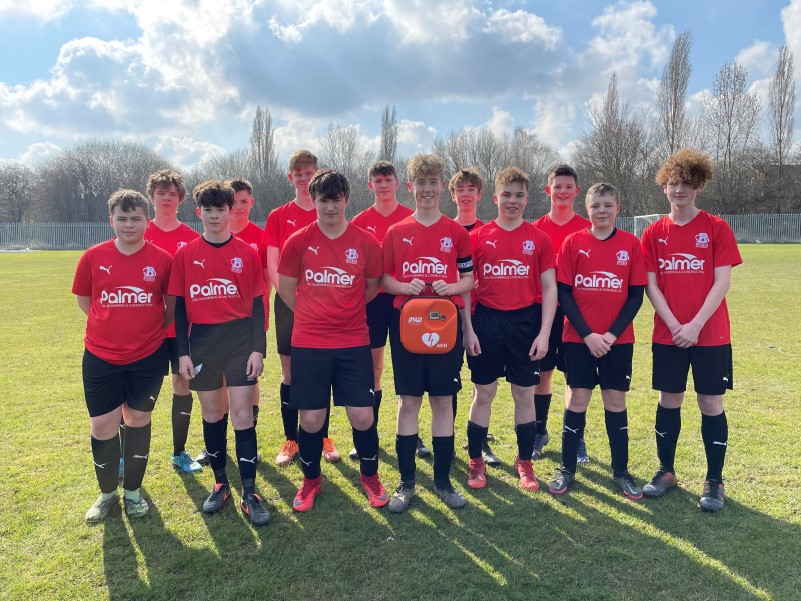 LIFE SAVING DEFIBRILATOR - BSA Juniors FC