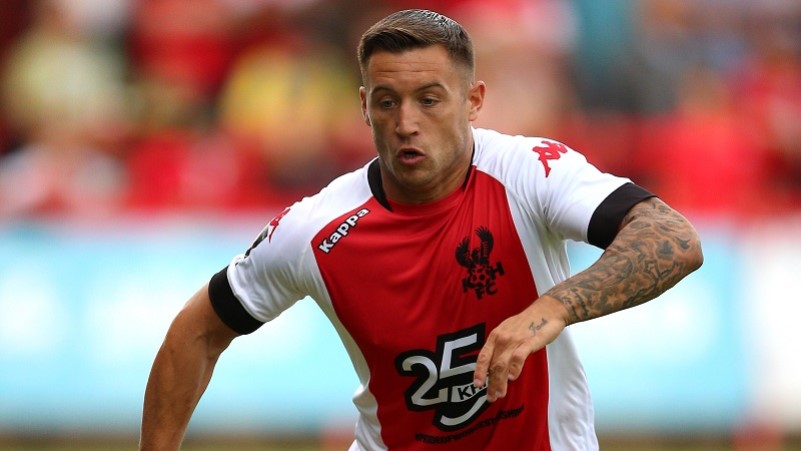 Stratford Town Football Club, Bards sign experienced defender Lee Vaughan Stratford Town Football Club, Bards sign experienced defender Lee Vaughan