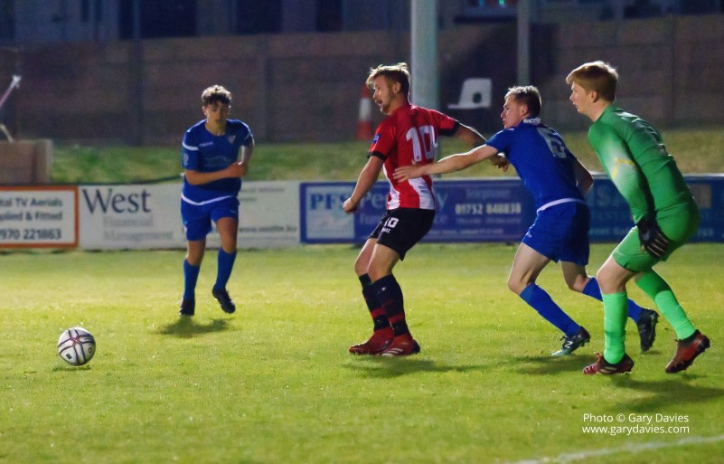 Cleveland Signs for the Ashes - Saltash United Football Club