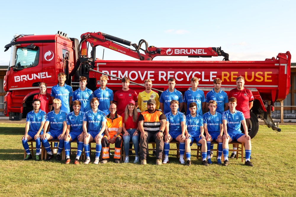 Brunel Recycling sponsor Brislington visit - Saltash United Football Club