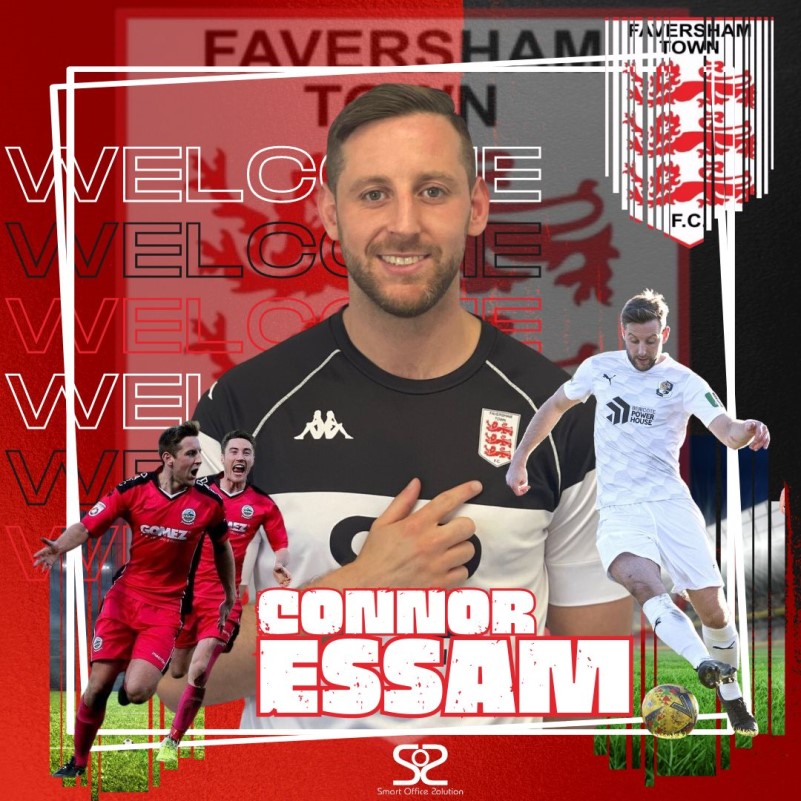 SAMMY FINALLY GETS HIS MAN - Faversham Town F.C.