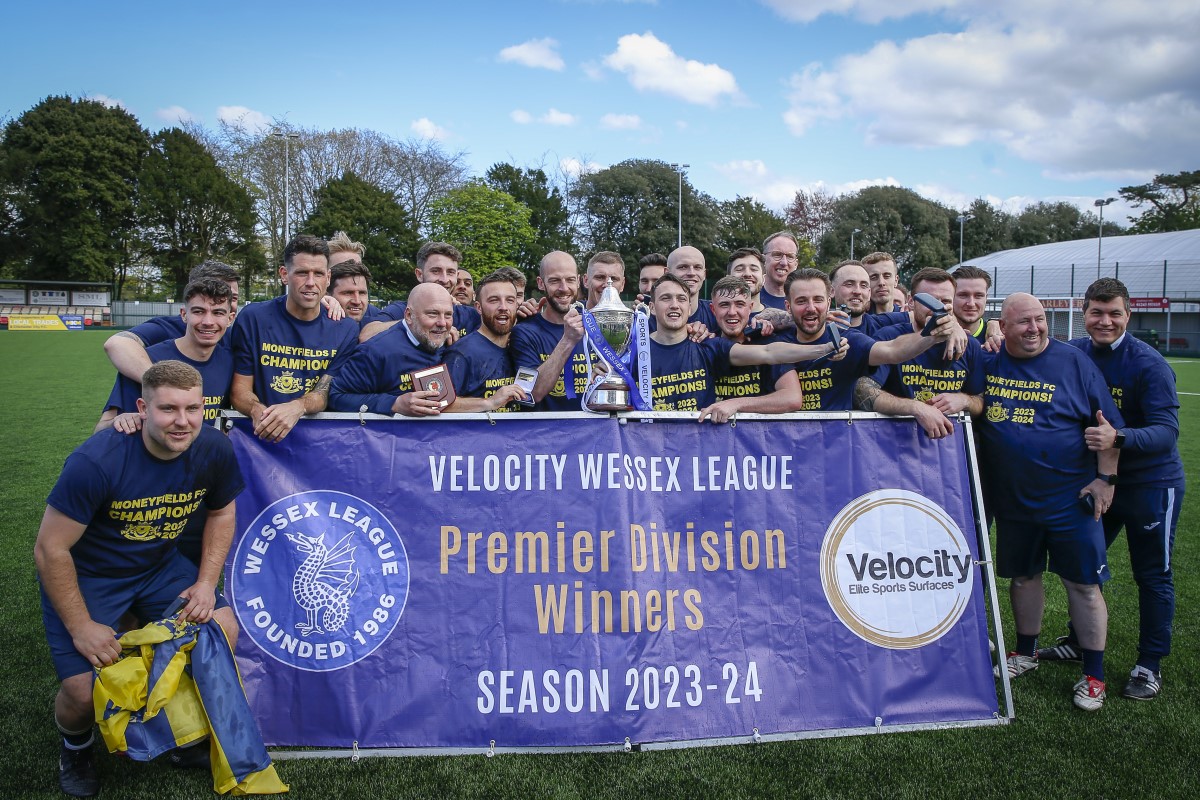 First Team Moneyfields FC | Portsmouth, Hampshire