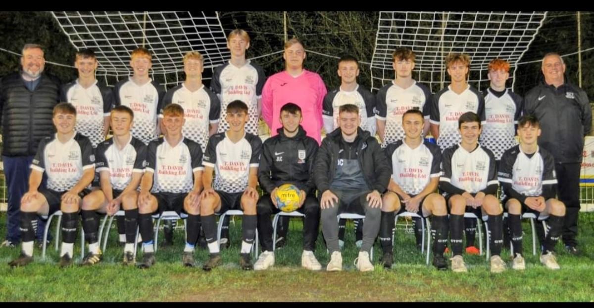 Calne Town U18s - Calne Town Football Club